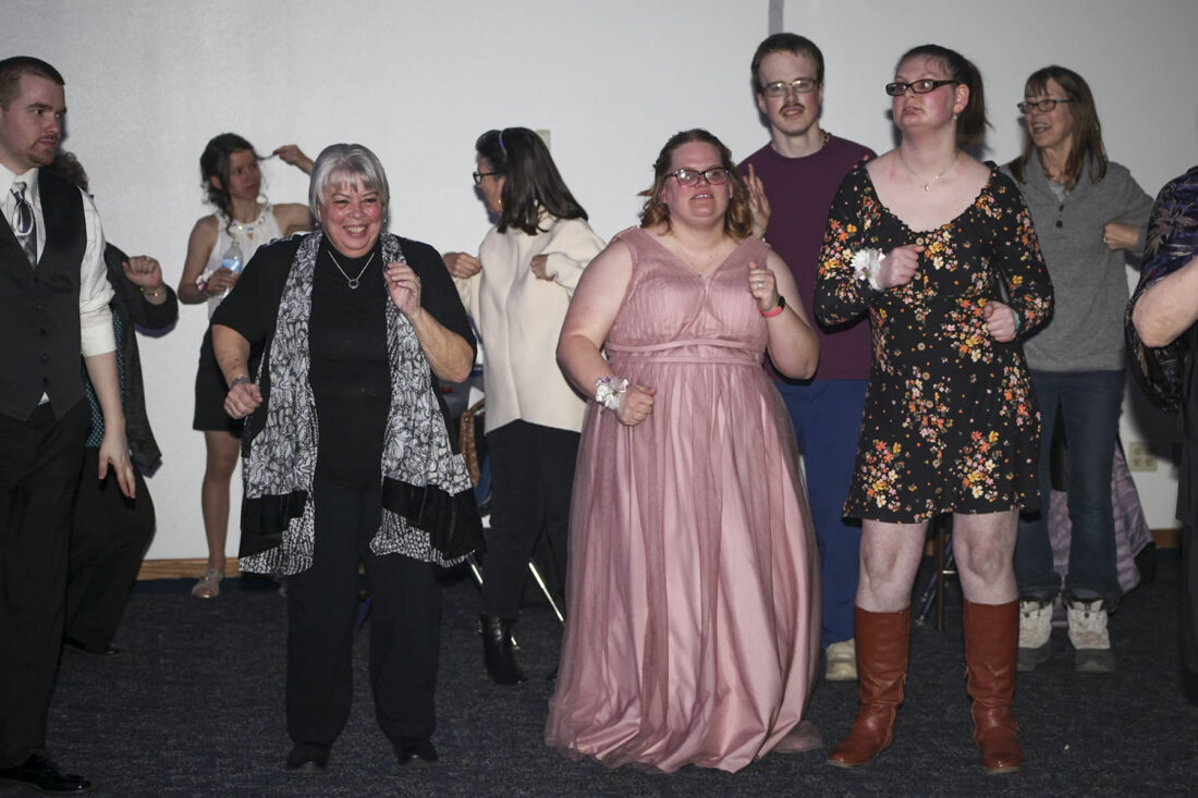 ‘A Night in Hollywood’ | News, Sports, Jobs - Messenger News